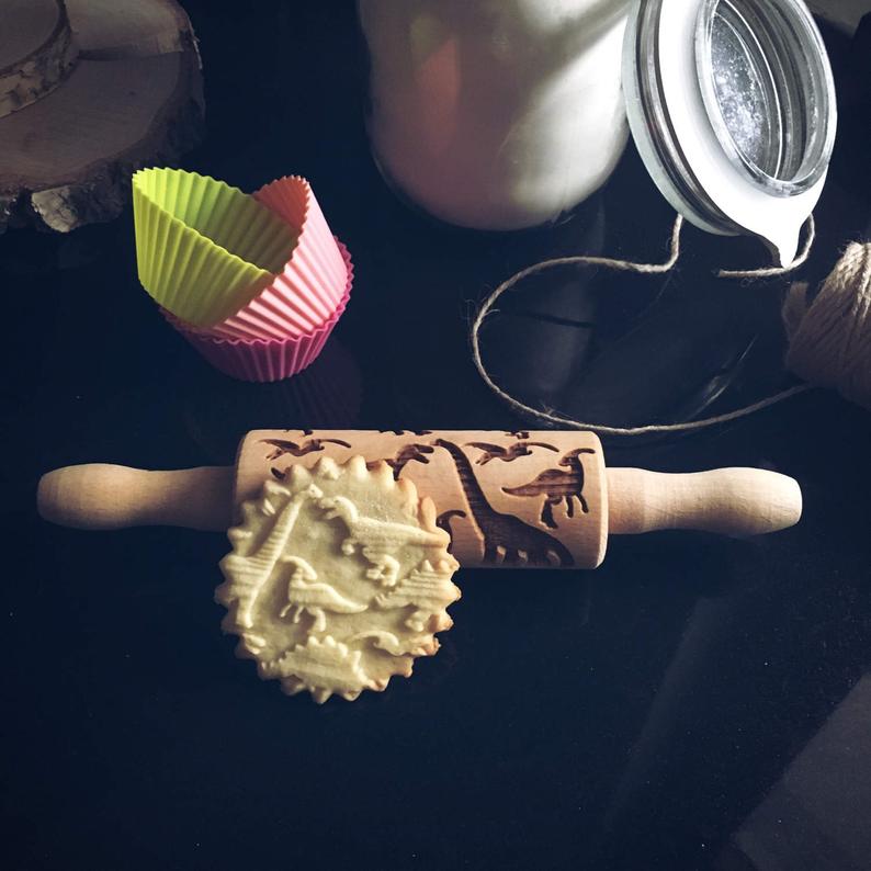 Dinosaurs Kids Embossed Rolling Pin – Pastrymade