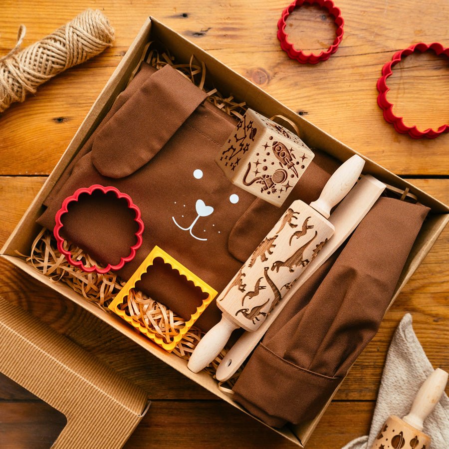 Montessori Little Baker Kit for Kids – Mini Rolling Pin, Measuring Cups ...